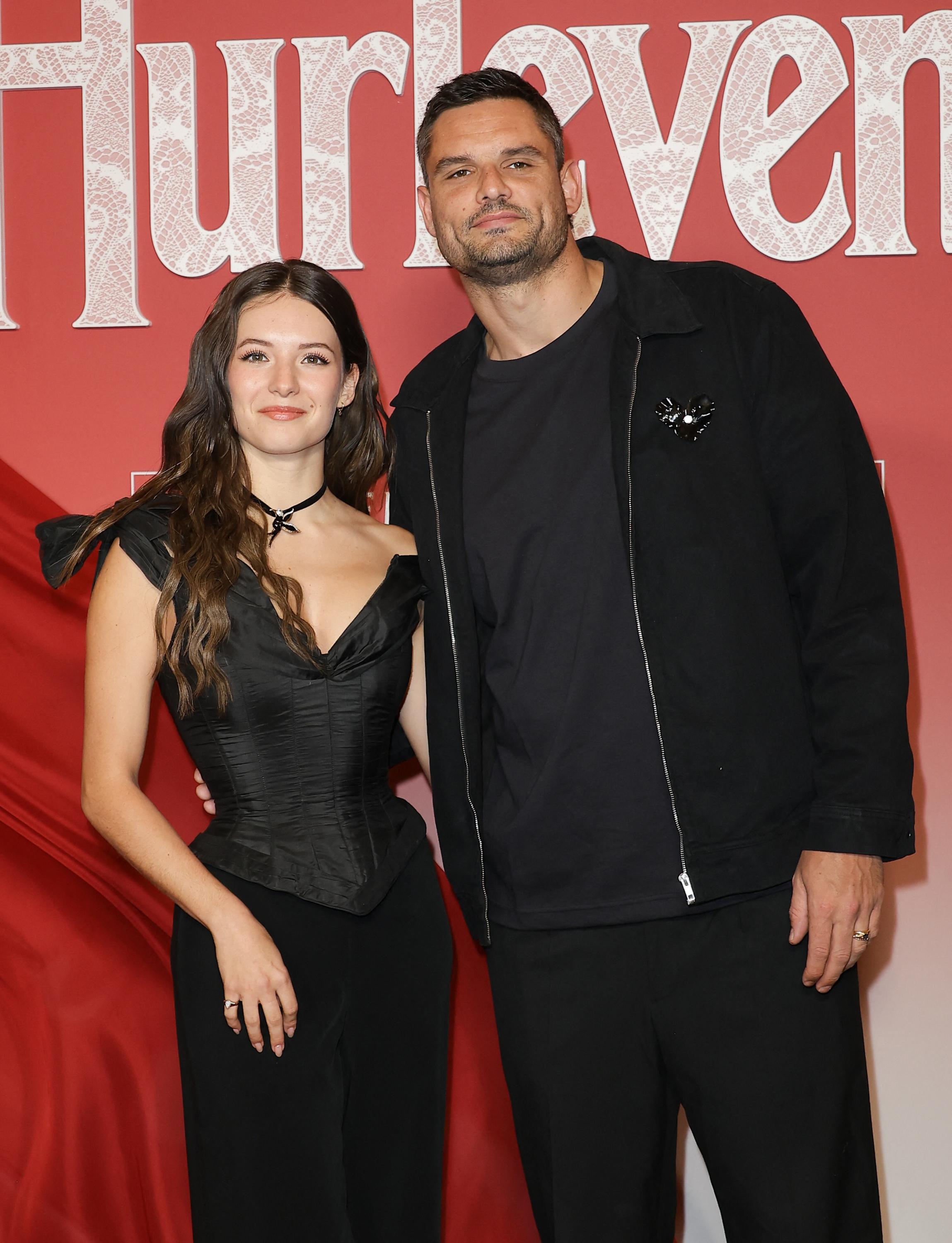 Elsa Bois et Florent Manaudou inséparables et toujours aussi complices ...