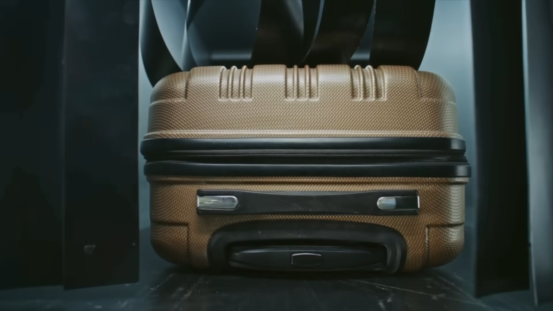What cruise lines are now banning from luggage in 2026