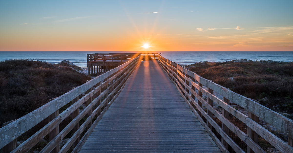 10 beach towns where couples can live on nothing but Social Security