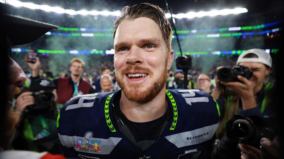 Sam Darnold’s beer catch moment in Seahawks locker room celebration is ...