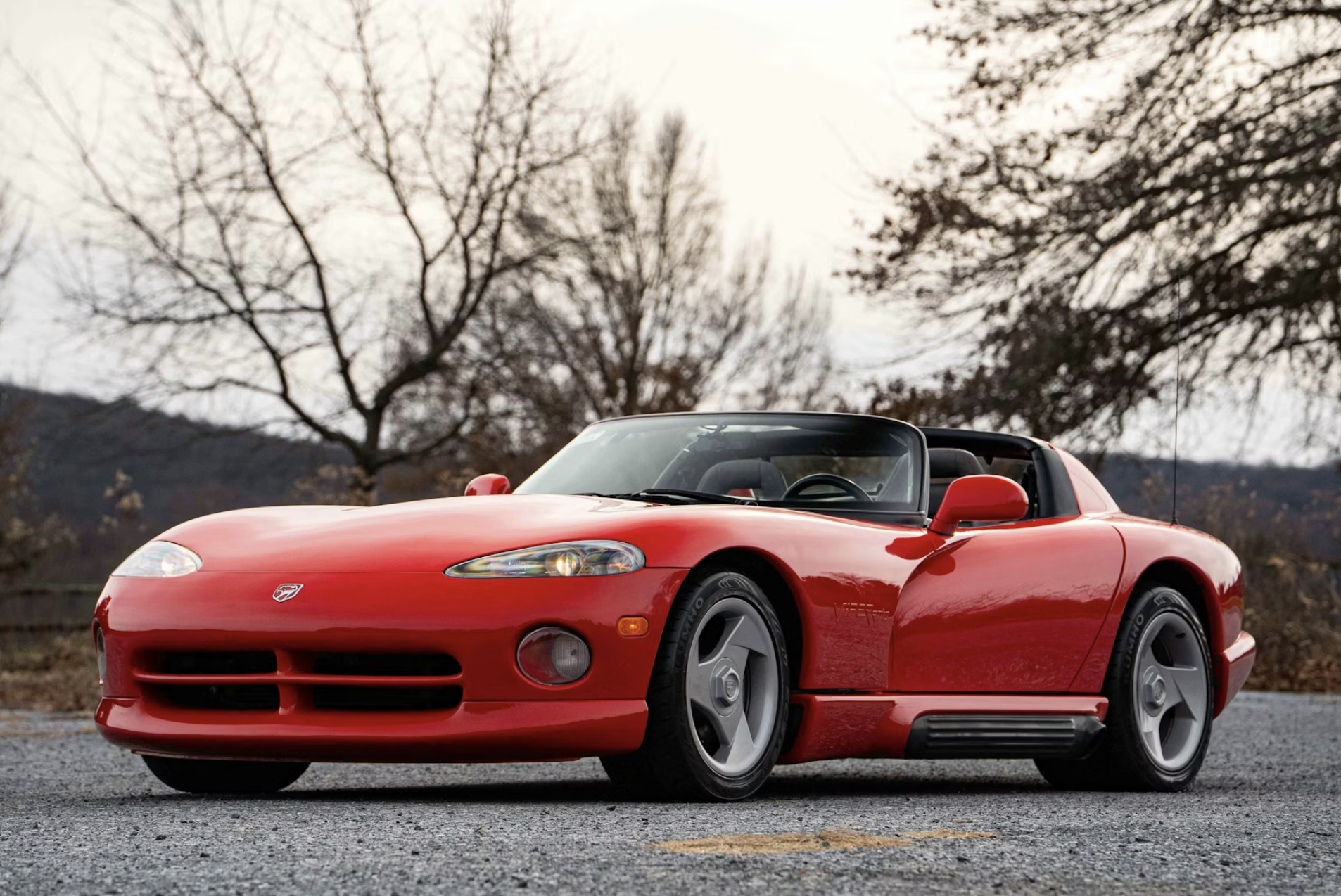 Low-mile 1992 Dodge Viper RT/10 heads to auction in Pennsylvania