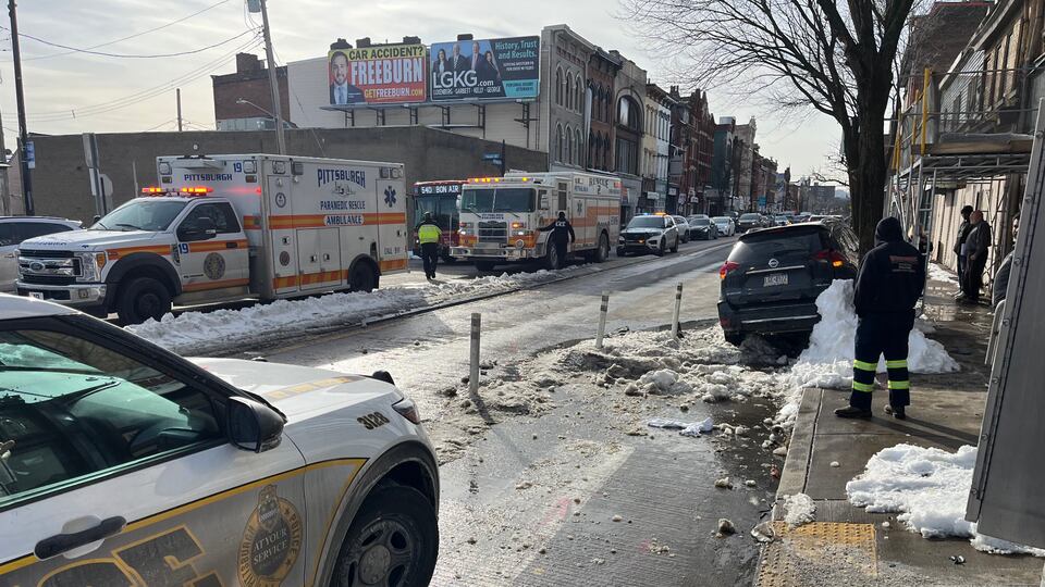 Driver runs after hitting pedestrian on busy Pittsburgh street, but is ...