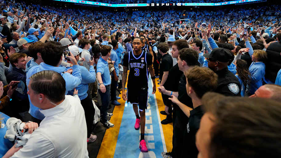 New video supposedly shows Isaiah Evans' frustration getting to him ...