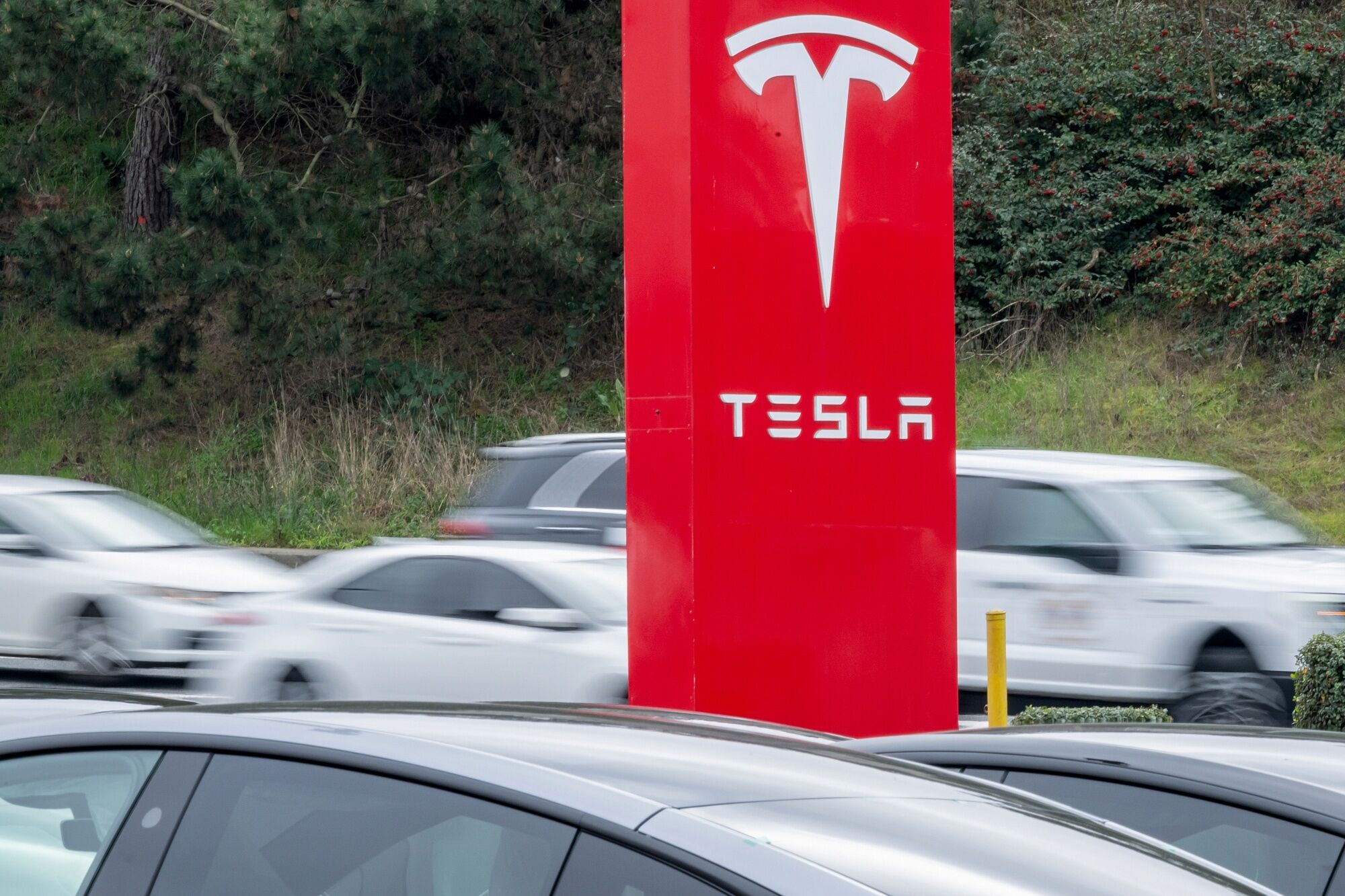 Tesla IT executive leaves months after being named to sales role