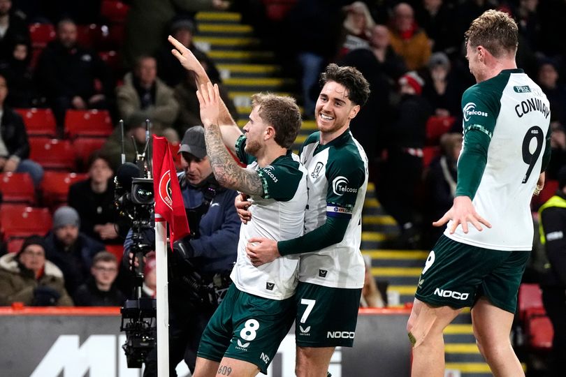 Middlesbrough move top of the Championship with a statement victory at ...