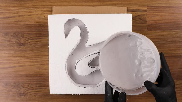 Craft stylish cement DIY decorations