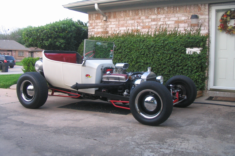 LEGO Icons Ford Model T: l'auto che ha fatto storia