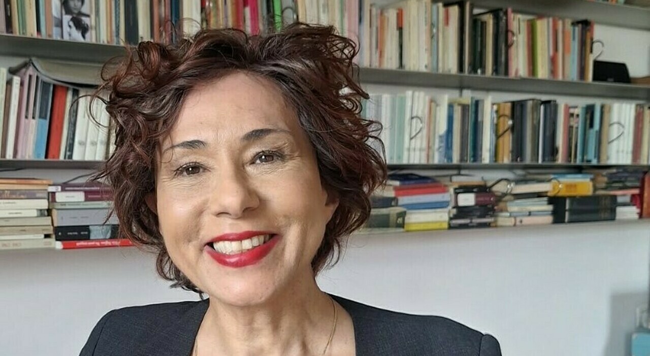 Angela Azzaro, folla a Roma per l'ultimo saluto alla giornalista: «Ha ...