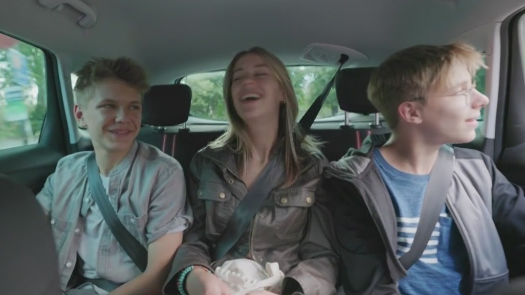 Why doesn't Gen-Z want their driver’s licenses? They're scared.