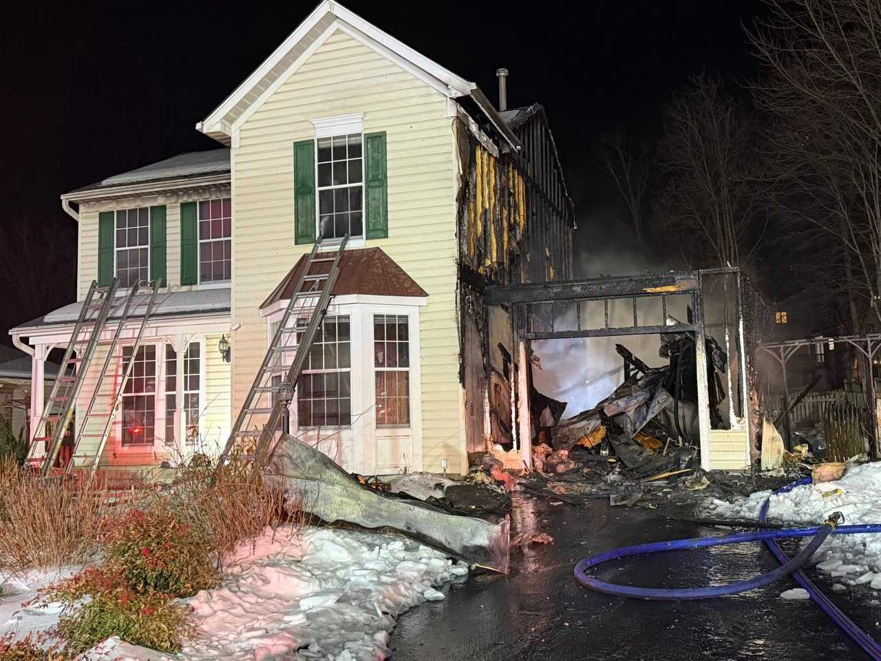 Improperly discarded cigarette causes $485K fire, partially collapsing ...
