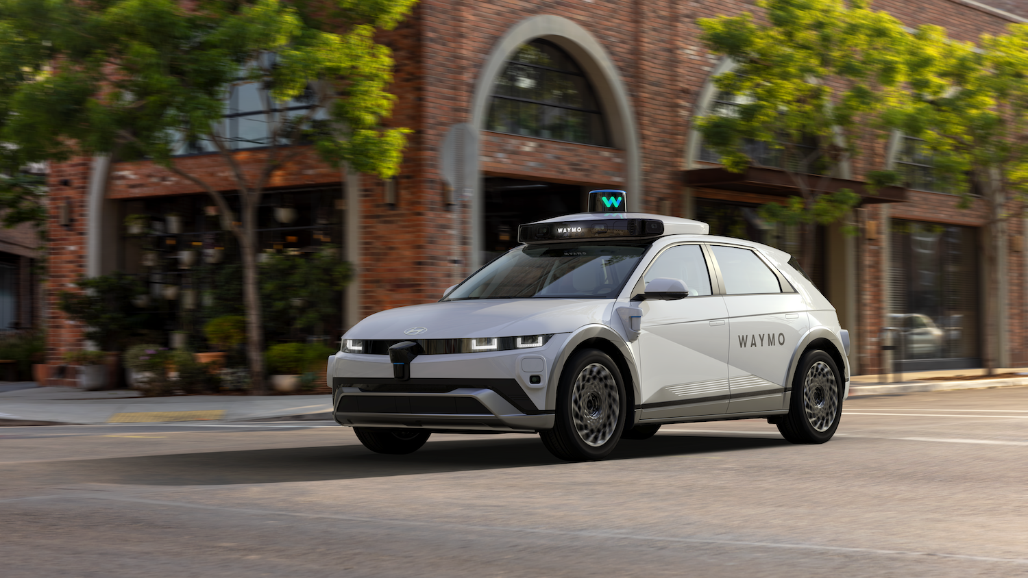 Waymo just raised another $16 billion. Does that make Alphabet the ...