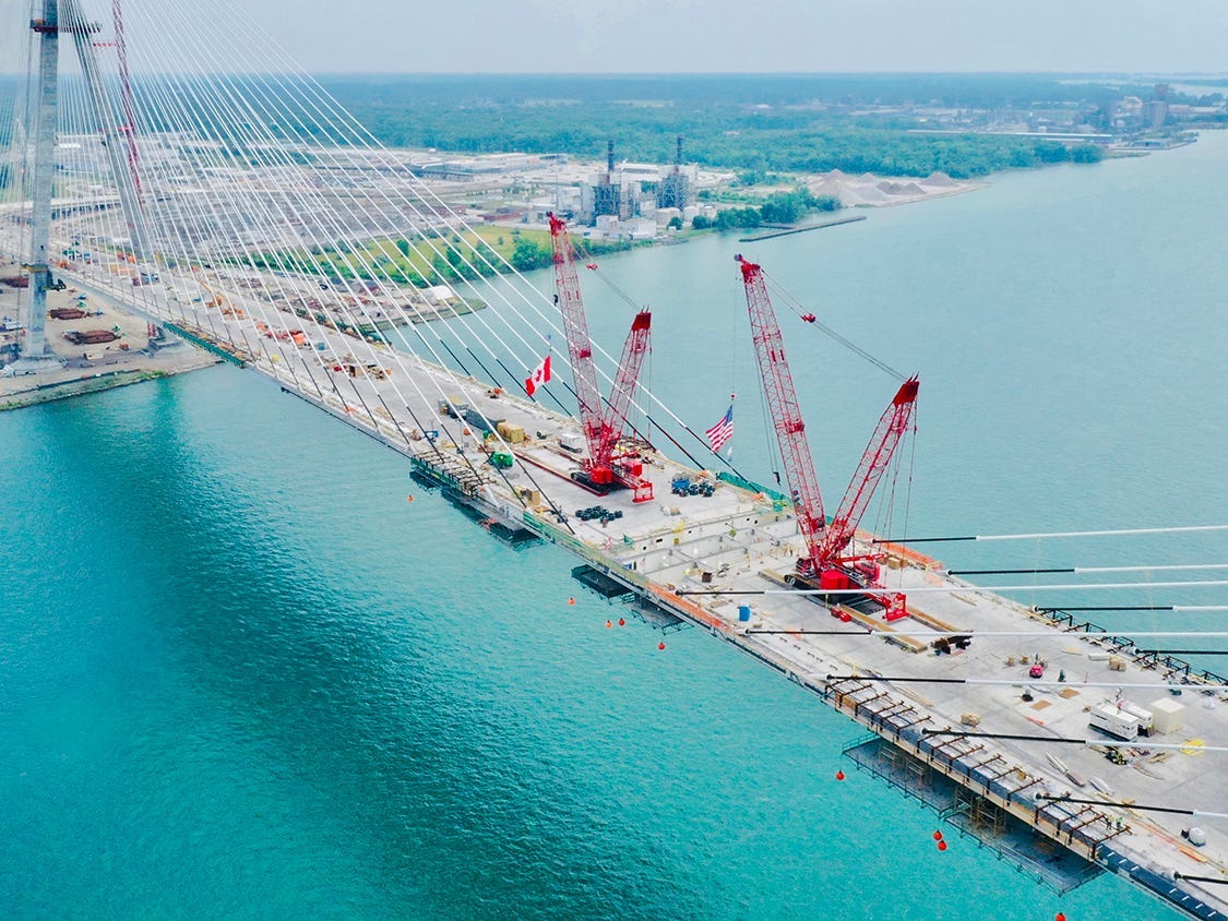 Trump threatens to block the opening of a bridge between Ontario and ...