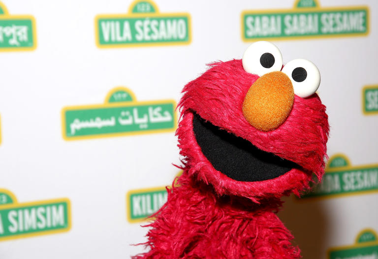 Elmo joins fan reactions to Taylor Swift's "Opalite" music video: "Got ...