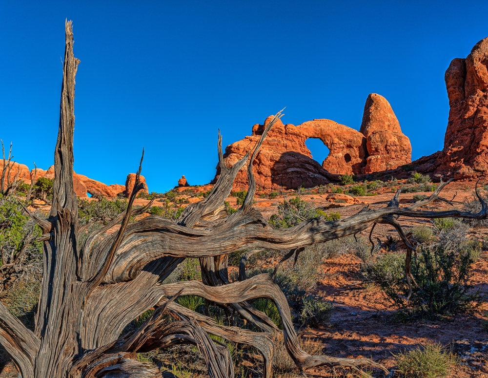 This small Utah town sits between two national parks and 2,000 stone arches