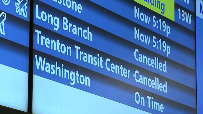 Overhead wire issues cause NJ Transit commuting mess for entire day Monday