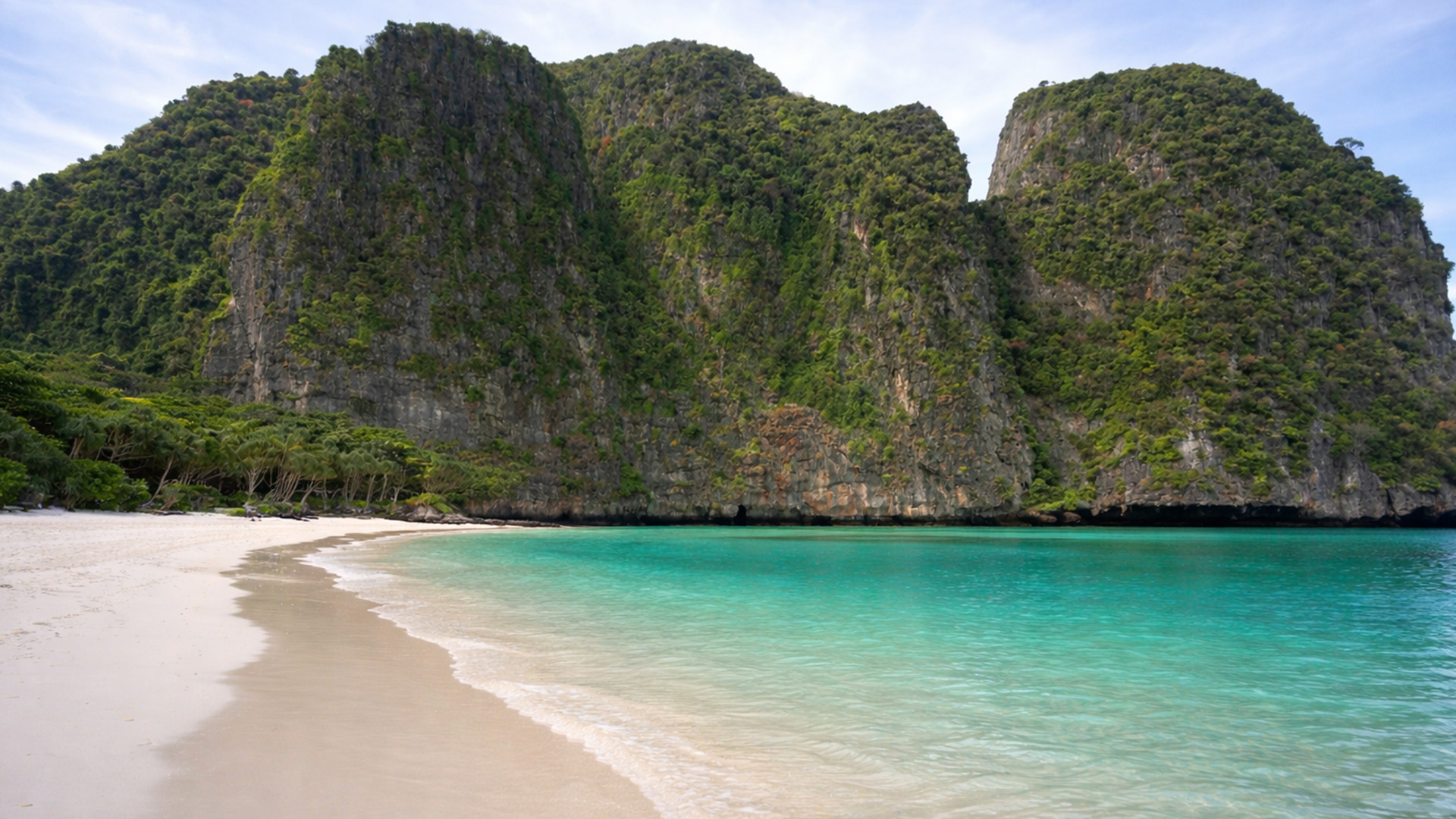 Maya Bay Thailand scenic island boat tour (4K)