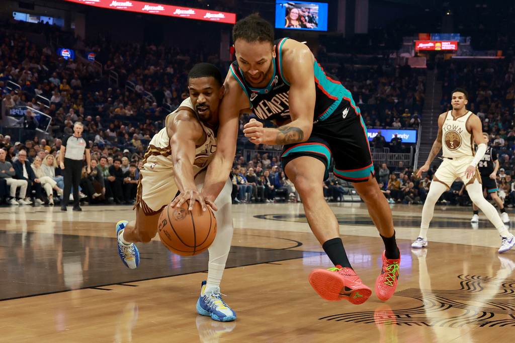 Gui Santos makes go-ahead layup late, scores 16 as Warriors rally to ...