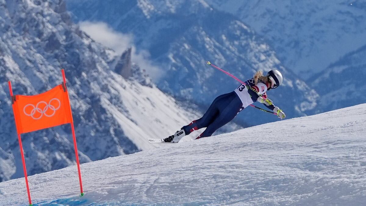 Lindsey Vonn says complex tibia fracture to require multiple surgeries