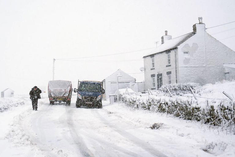 Snow maps show heavy snow for Yorkshire as two-day blizzard to hit 16 ...