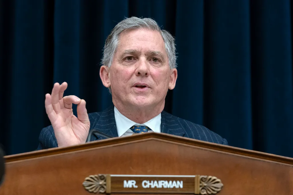 House pushes for vote on amended housing bill next week