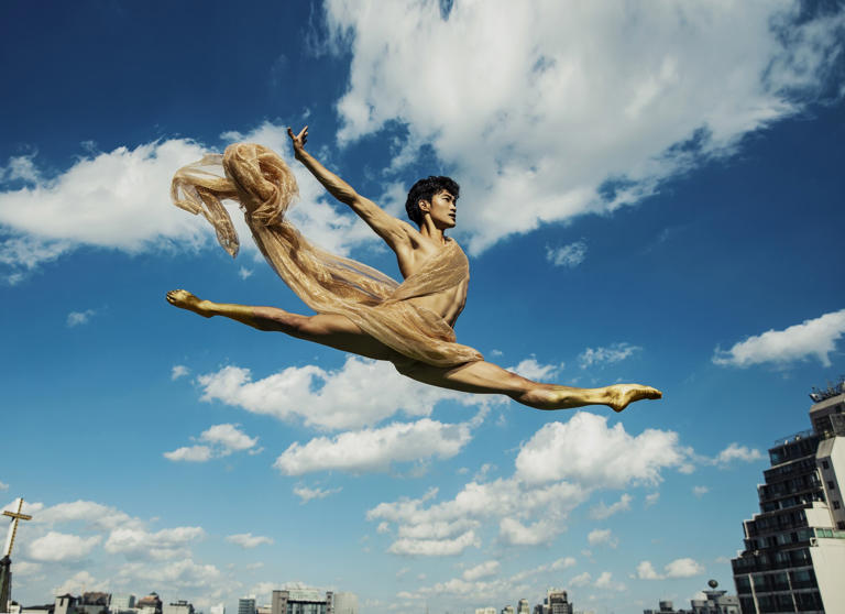Mariinsky Ballet star Kim Ki-min performs Béjart's 'Boléro' in Seoul