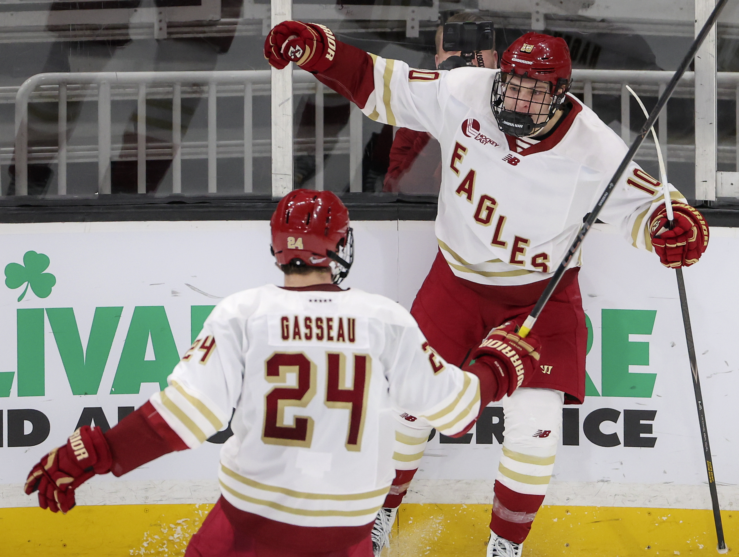 2026 BEANPOT CHAMPS! Boston College defeats Boston University, 6-2