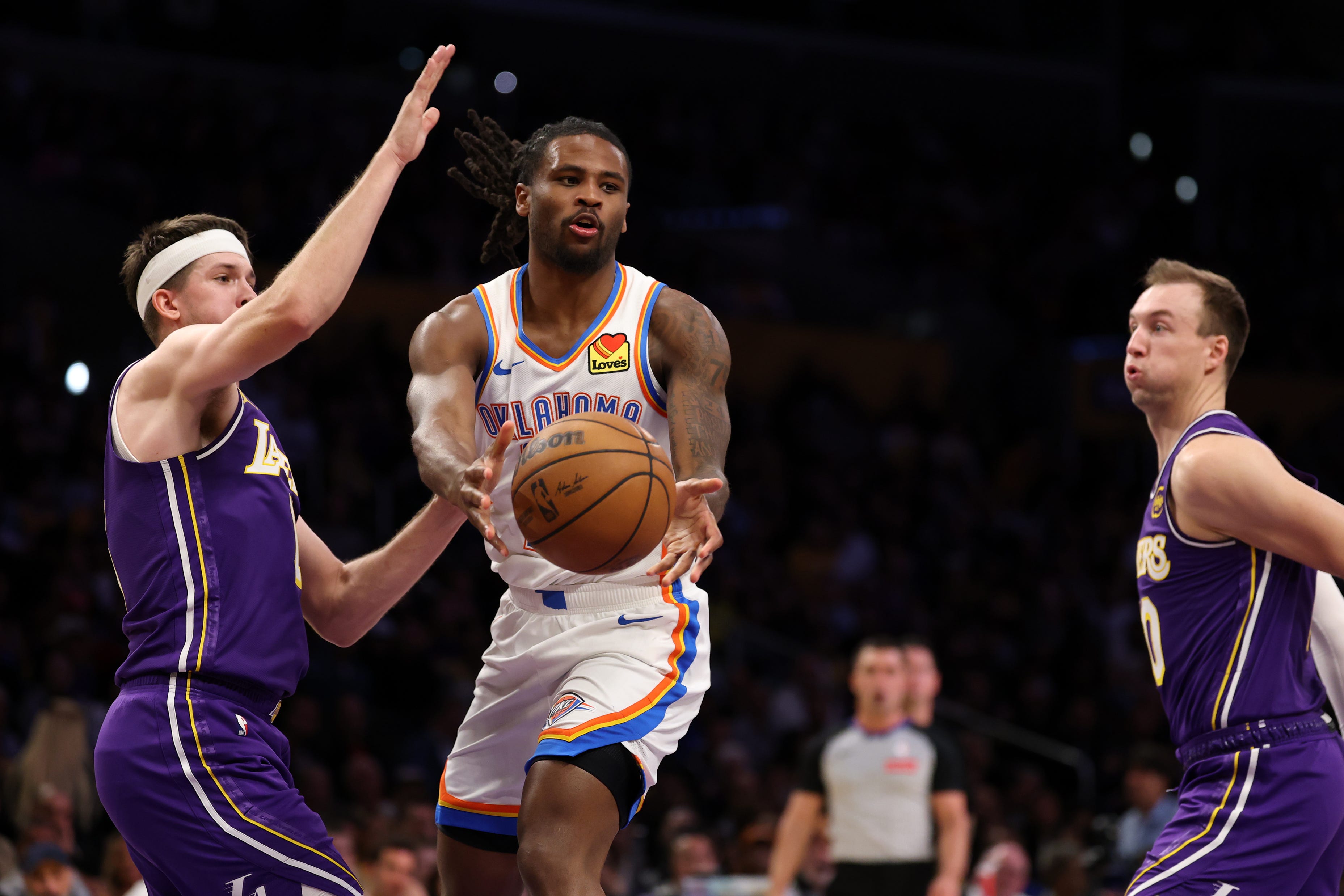 Lakers vs. Thunder: Live updates, highlights for Thursday's game