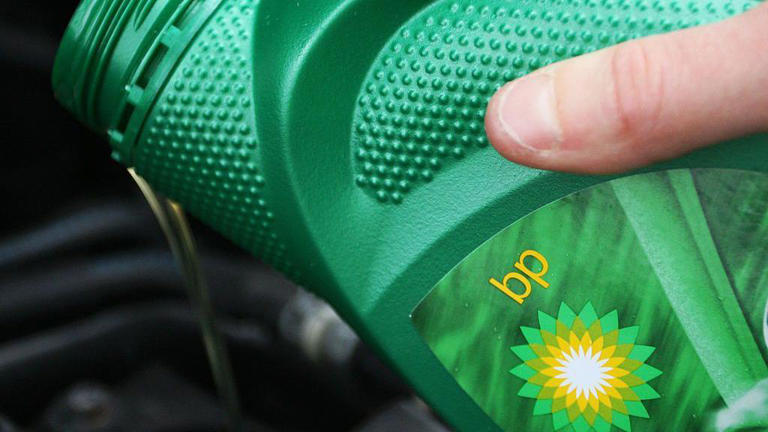 BP profits fall after oil prices drop