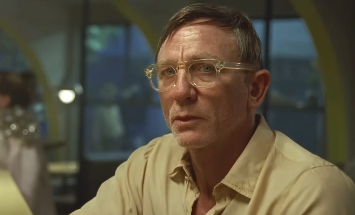 Daniel Craig's extraordinary drama with Lesley Manville is now ...