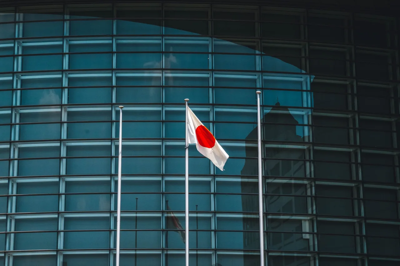 Nikkei senza freni vicino a 58.000 punti, Trump verso esenzione dazi su ...