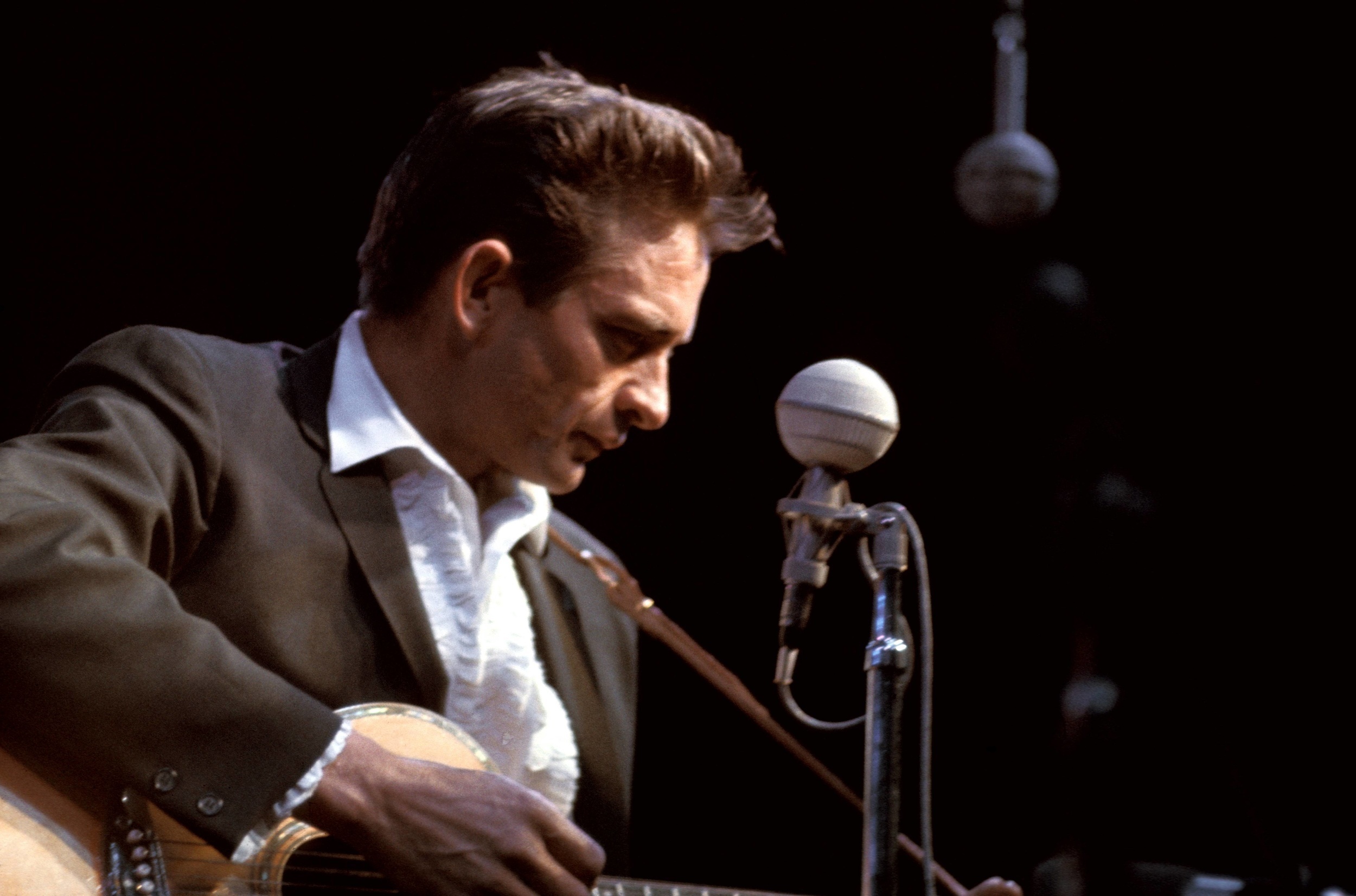 20 essential songs for the perfect '60s country playlist