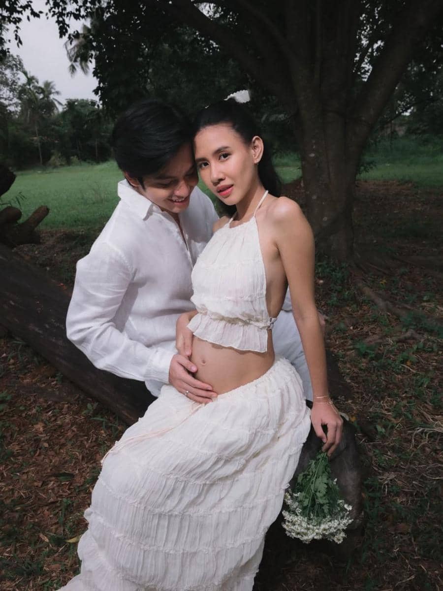 10 potret maternity shoot Angga Yunanda dan Shenina Cinnamon, bahagia!