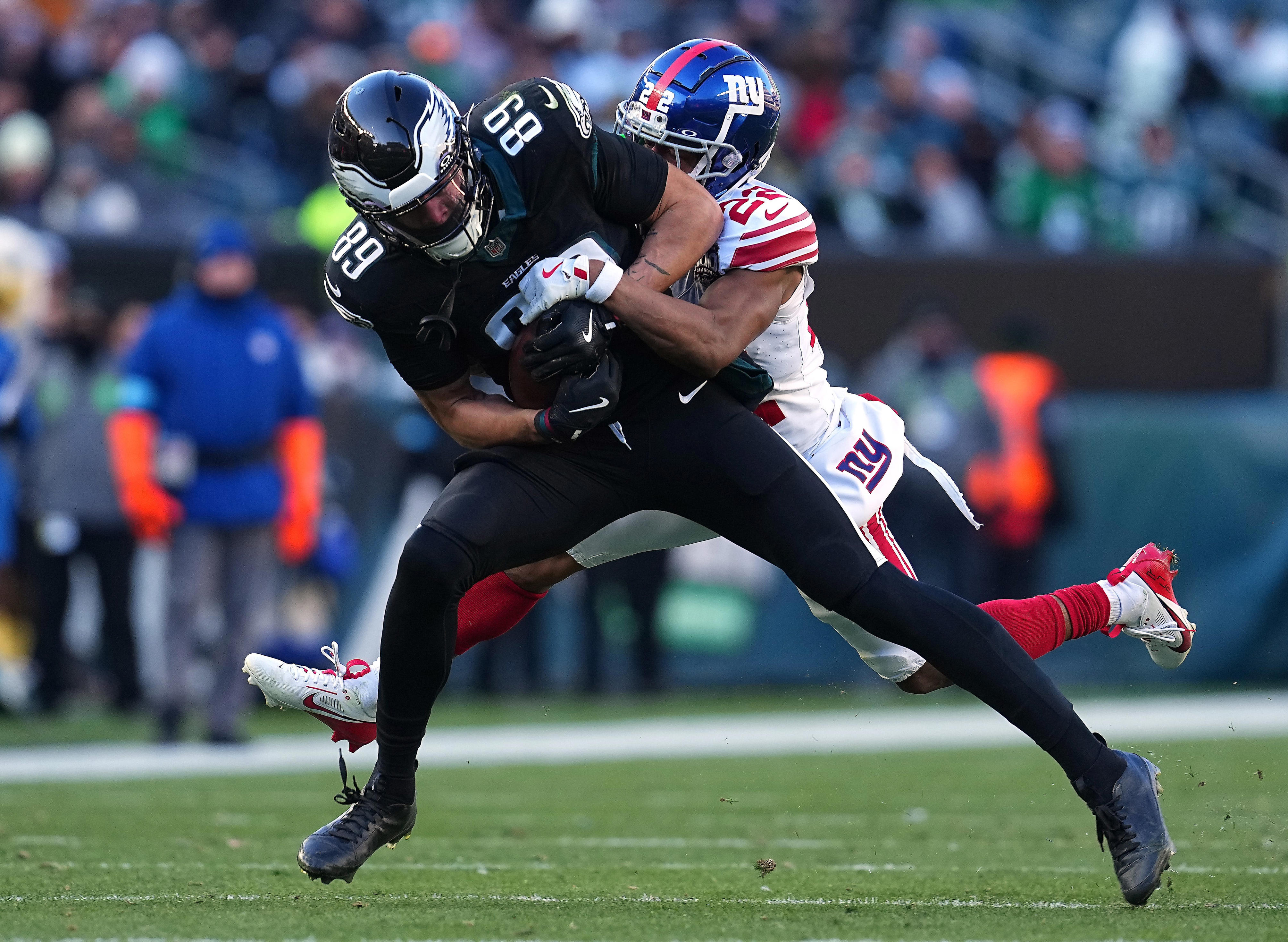 Predicting the Eagles' 2026 starting offense ahead of NFL free agency