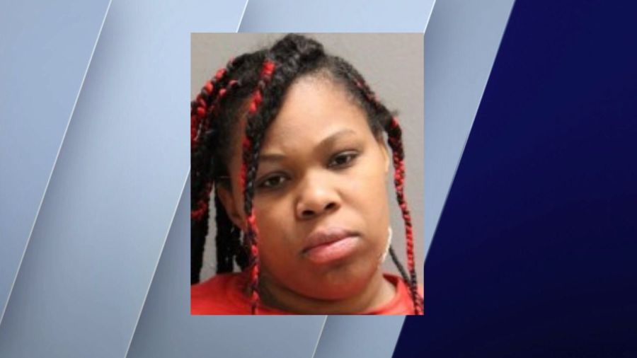 Chicago woman charged with attempted first-degree murder for allegedly ...
