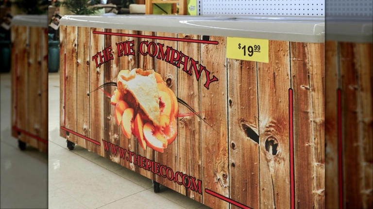 The unlikely hardware store chain that sells pie (at select locations)