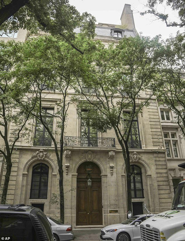 Jeffrey Epstein asked celebrity hairstylist if he would like Andrew at ...