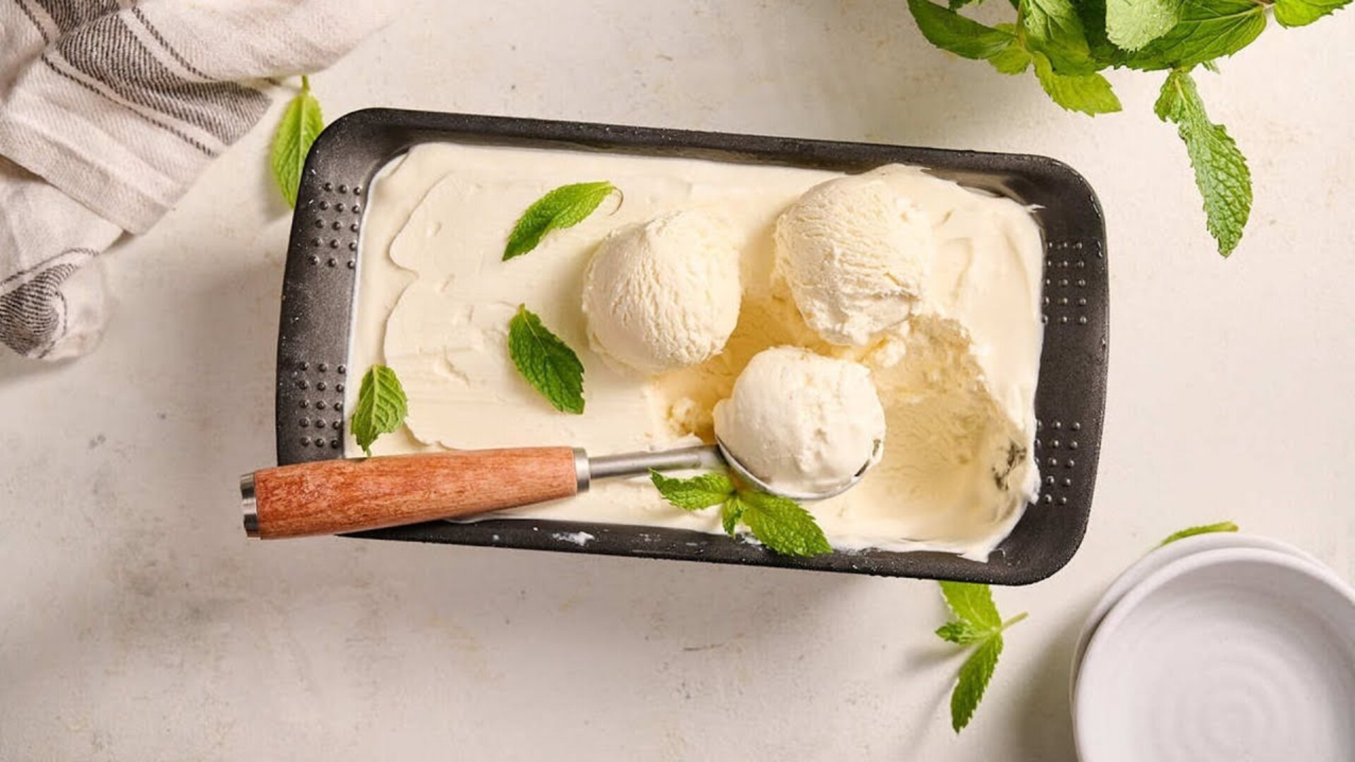 No-churn mint julep ice cream recipe