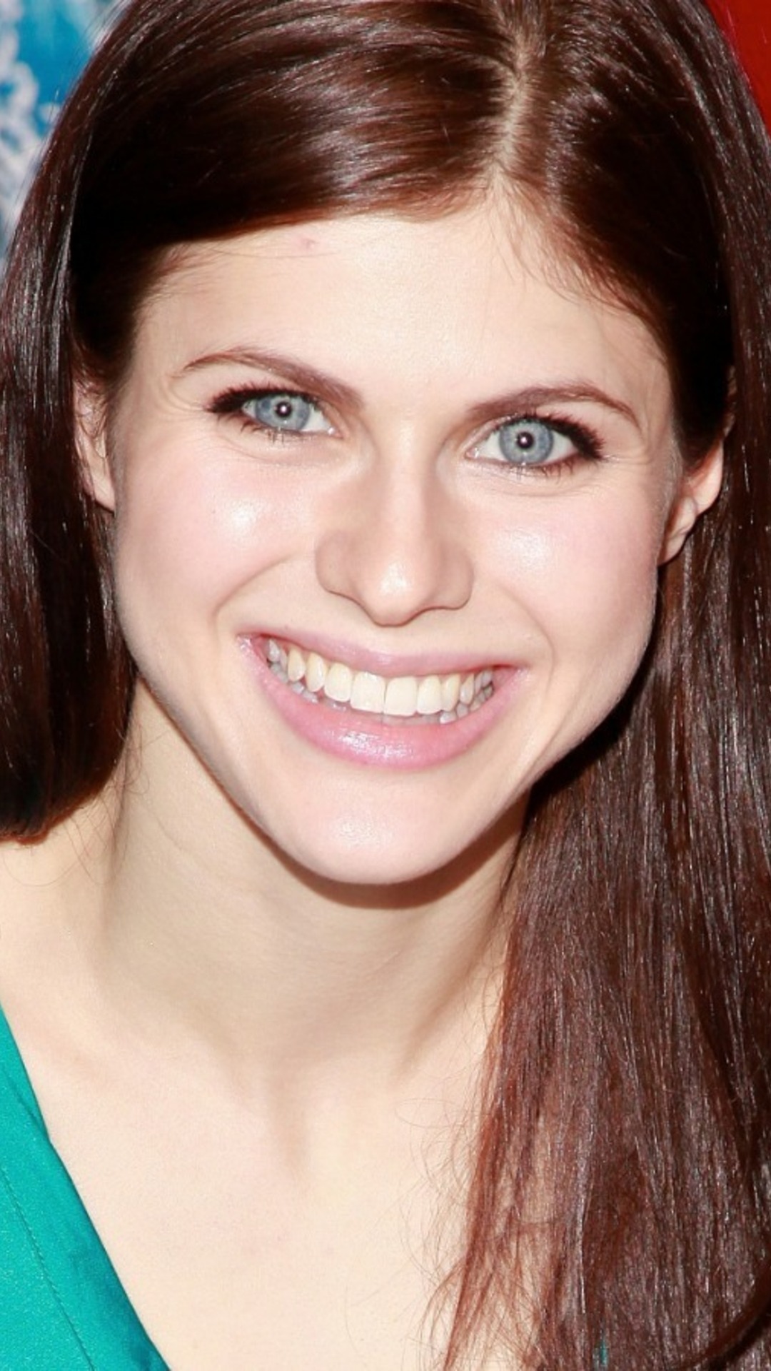 Alexandra Daddario went viral for the wrong reason