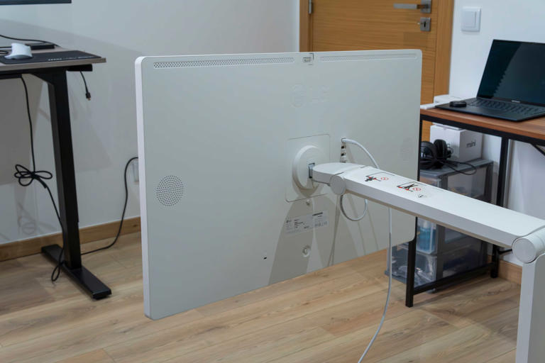 7 old PC parts and tech I've repurposed for the home lab