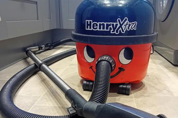 'World's worst thief' stole four Henry vacuum cleaners from B&M