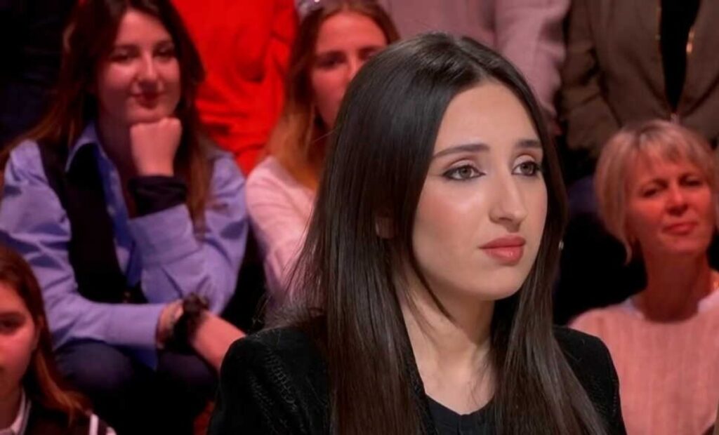 Ambre (Star Academy) : son RIB crée le malaise
