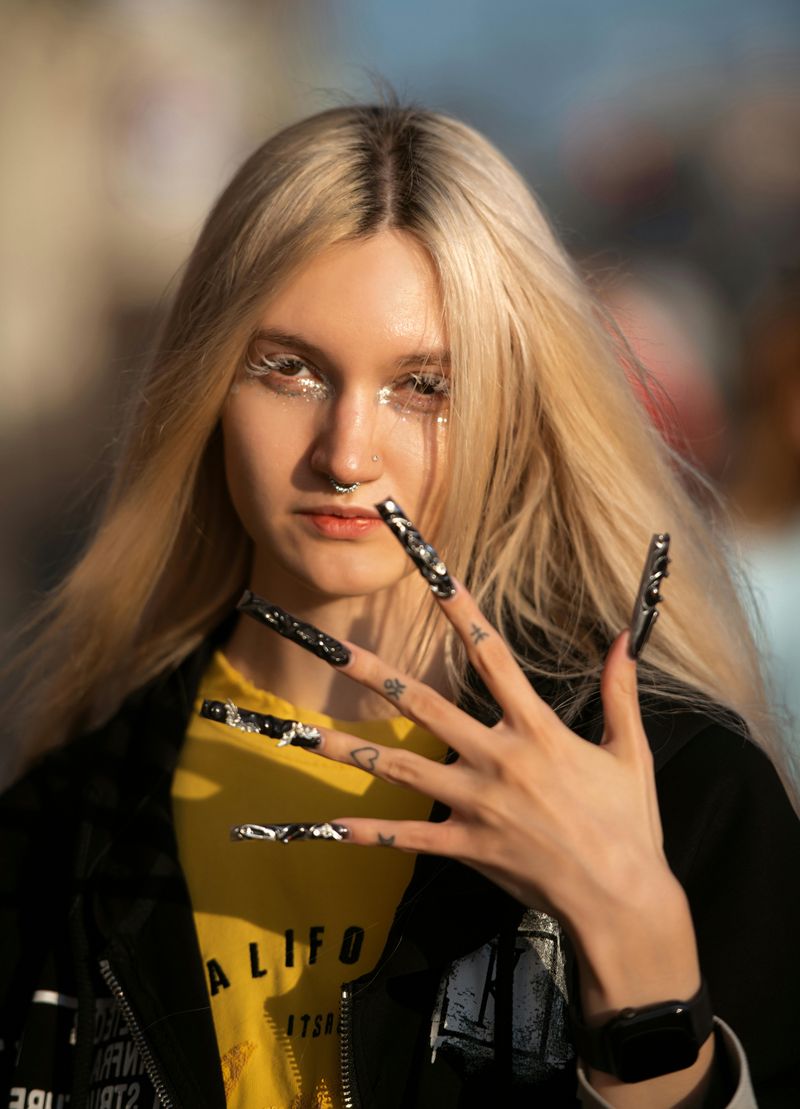 12 things women wear that men don't find attractive