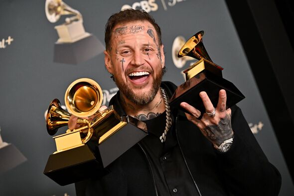 Jelly Roll defended by wife after 'performative Christian' Grammy ...
