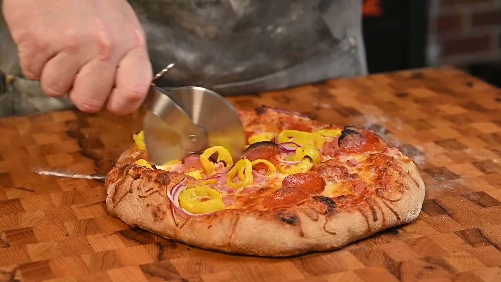 Restaurant-style pizza at home