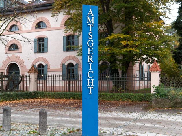 Kein Dolmetscher da: Staatsanwalt rettet Prozess mit Handy-App