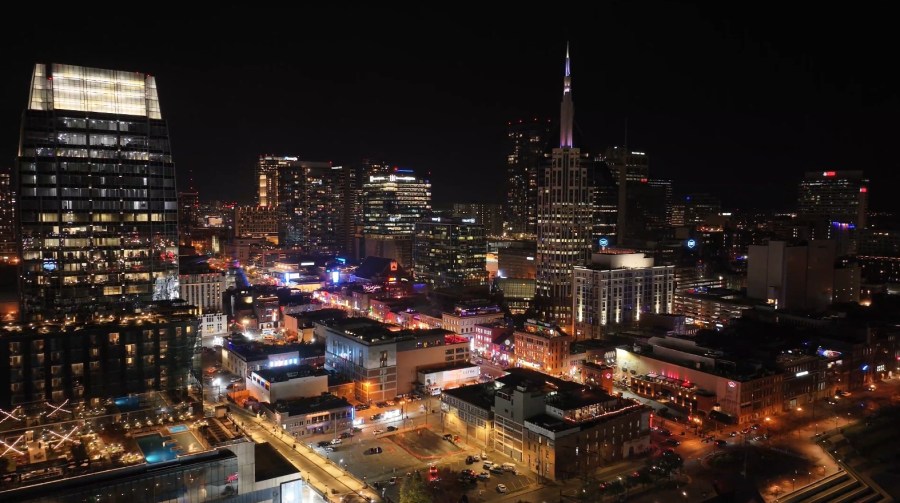 2 shot with BB guns in downtown Nashville