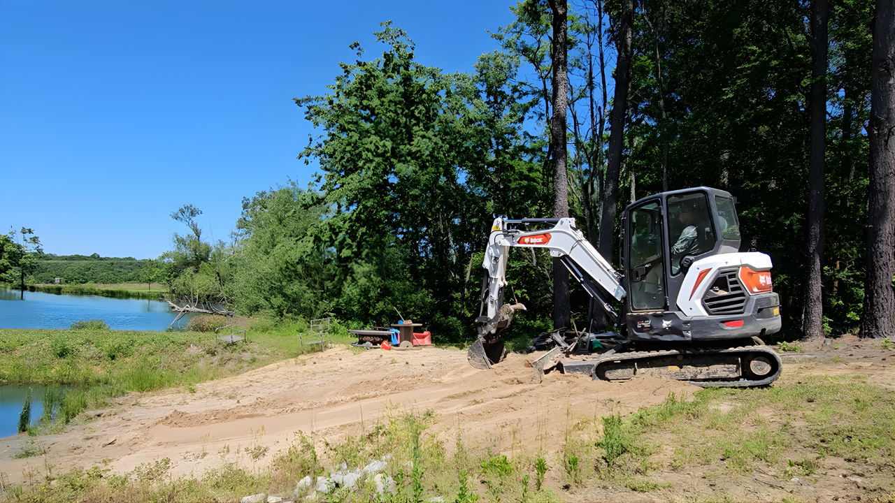 Fixing up the beach with a Bobcat E42 mini excavator