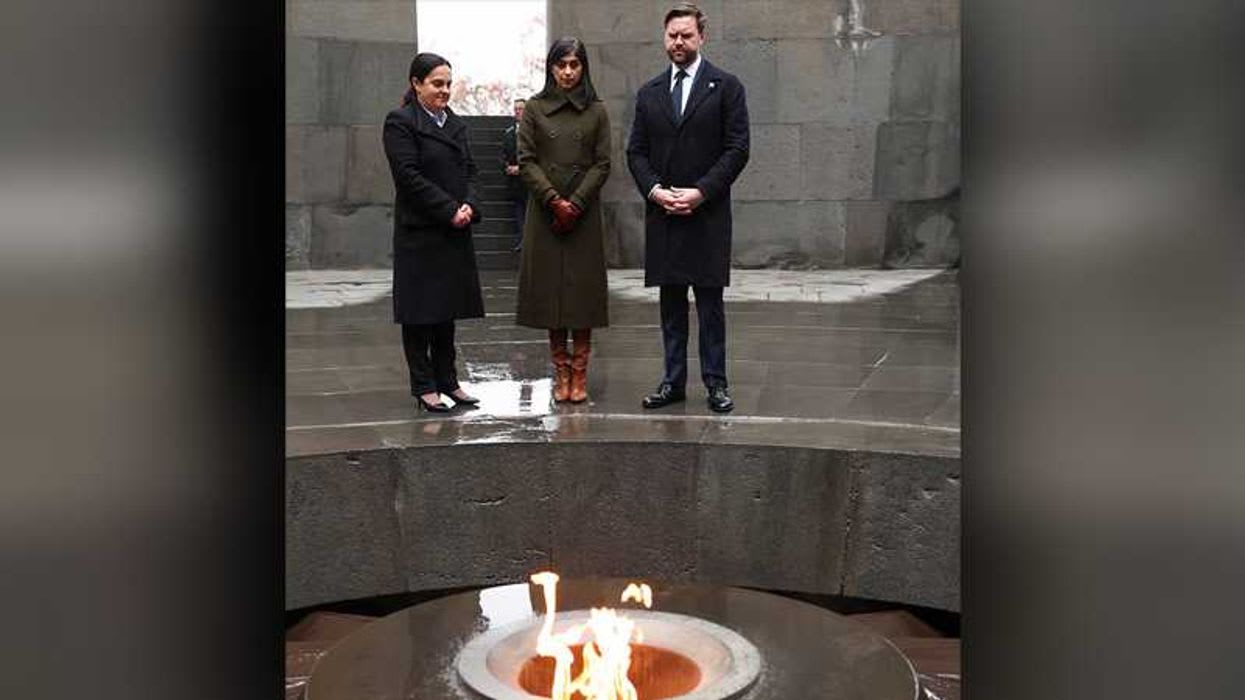 Trump staffers caught deleting JD Vance post that contradicted official ...