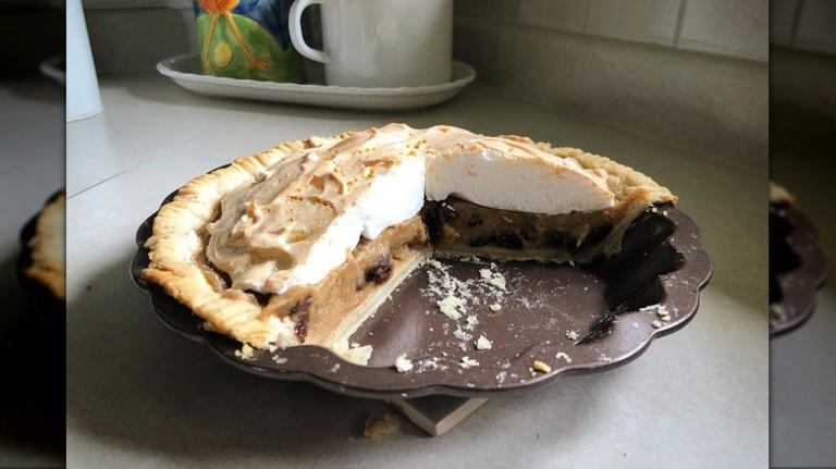 This underrated Midwestern pie is often a hit at state fairs