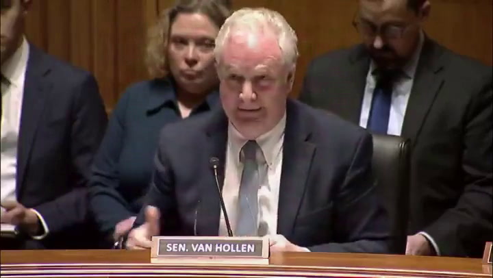 Cornered Trump goon forced to tell truth about Epstein ties